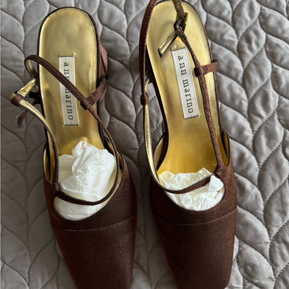 Ann Marino Slingback Pumps - Gem